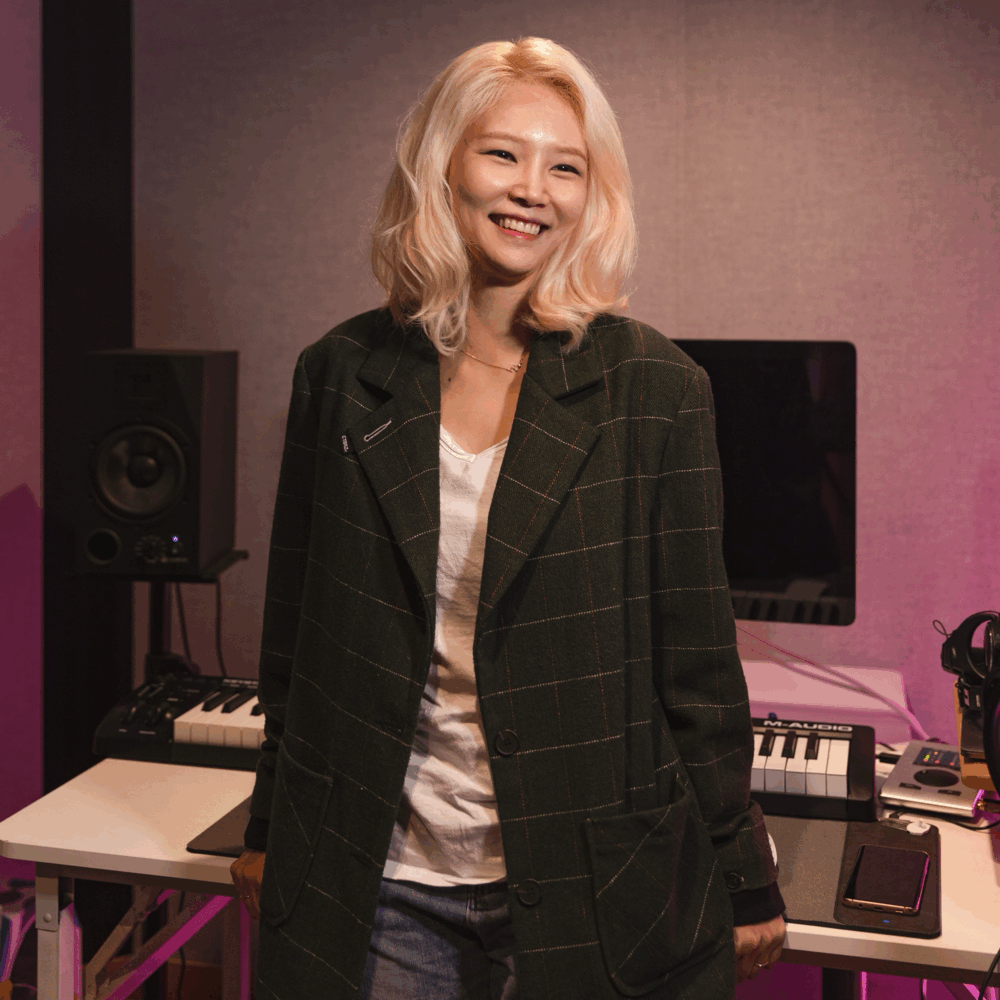 K-pop Panel with Singing Beetle, 1VERSE, and Dr. Dafna Zur - Calendar ...